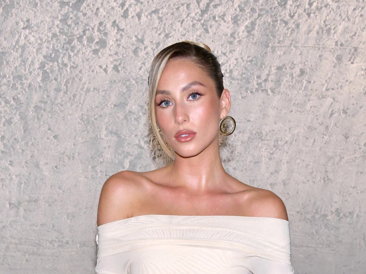 Alix Earle reflects on father’s affair with Ashley…