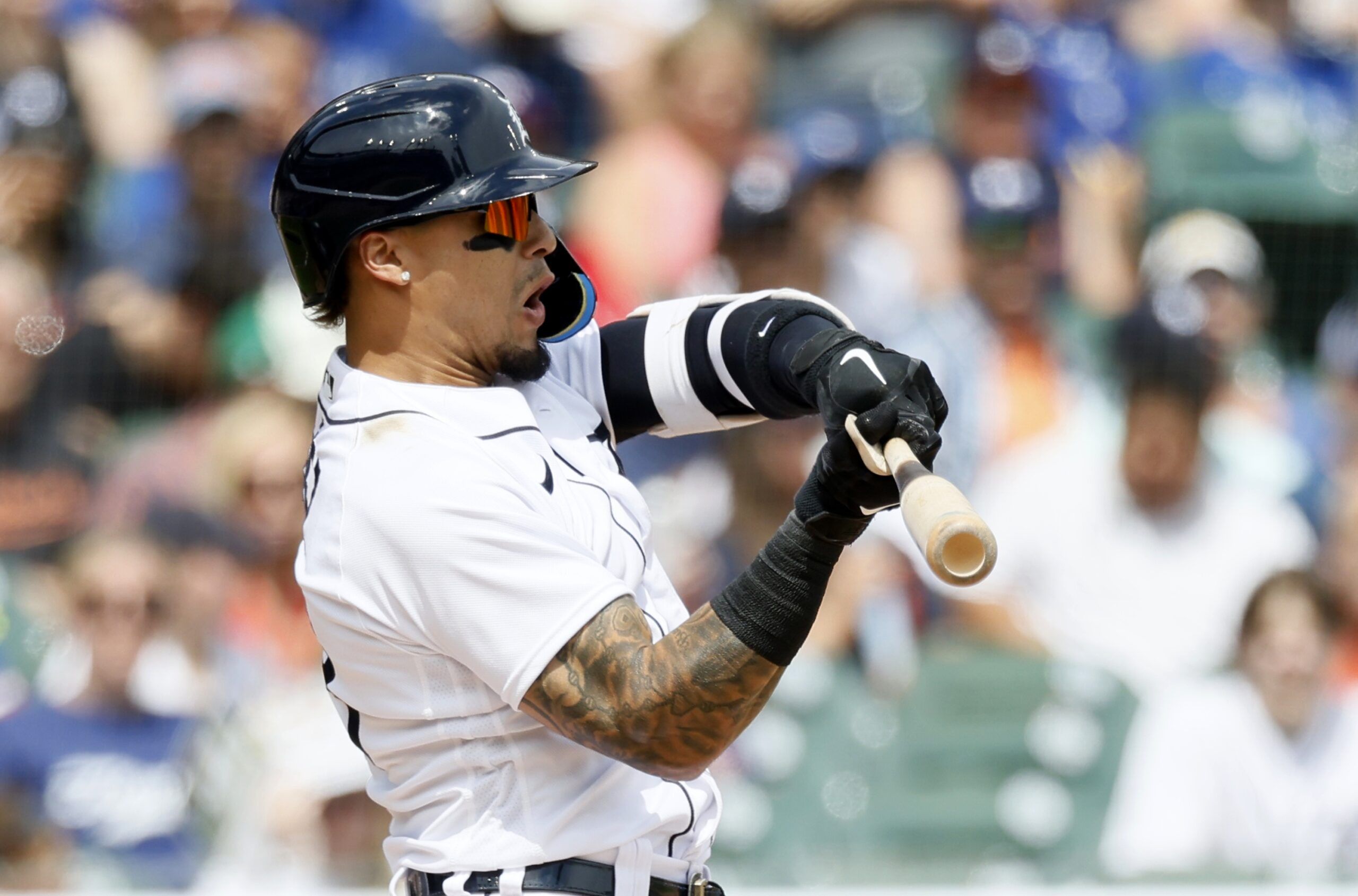 The Javier Báez swings at everything meme has reached…