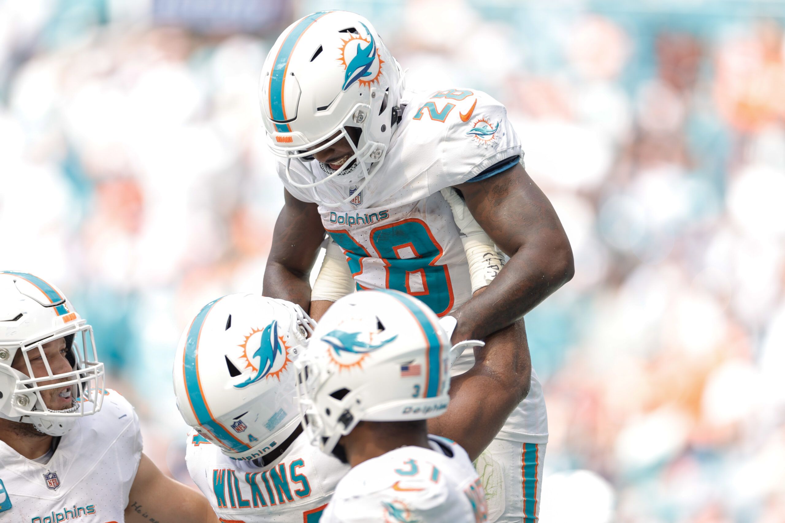 Here are all 10 of the Dolphins’ touchdowns in…