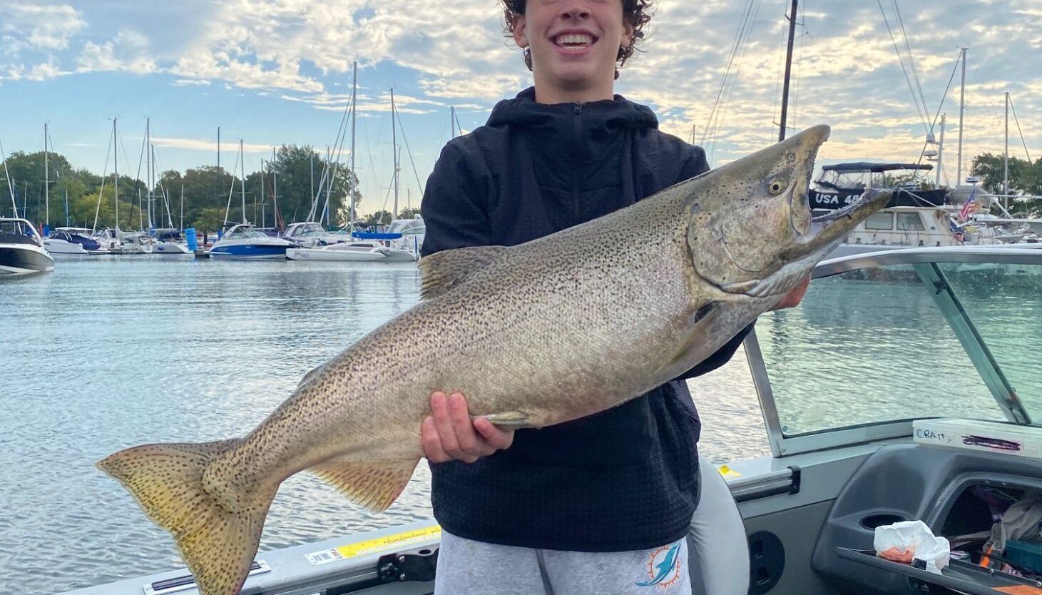 15-year-old’s first king salmon is a boat record