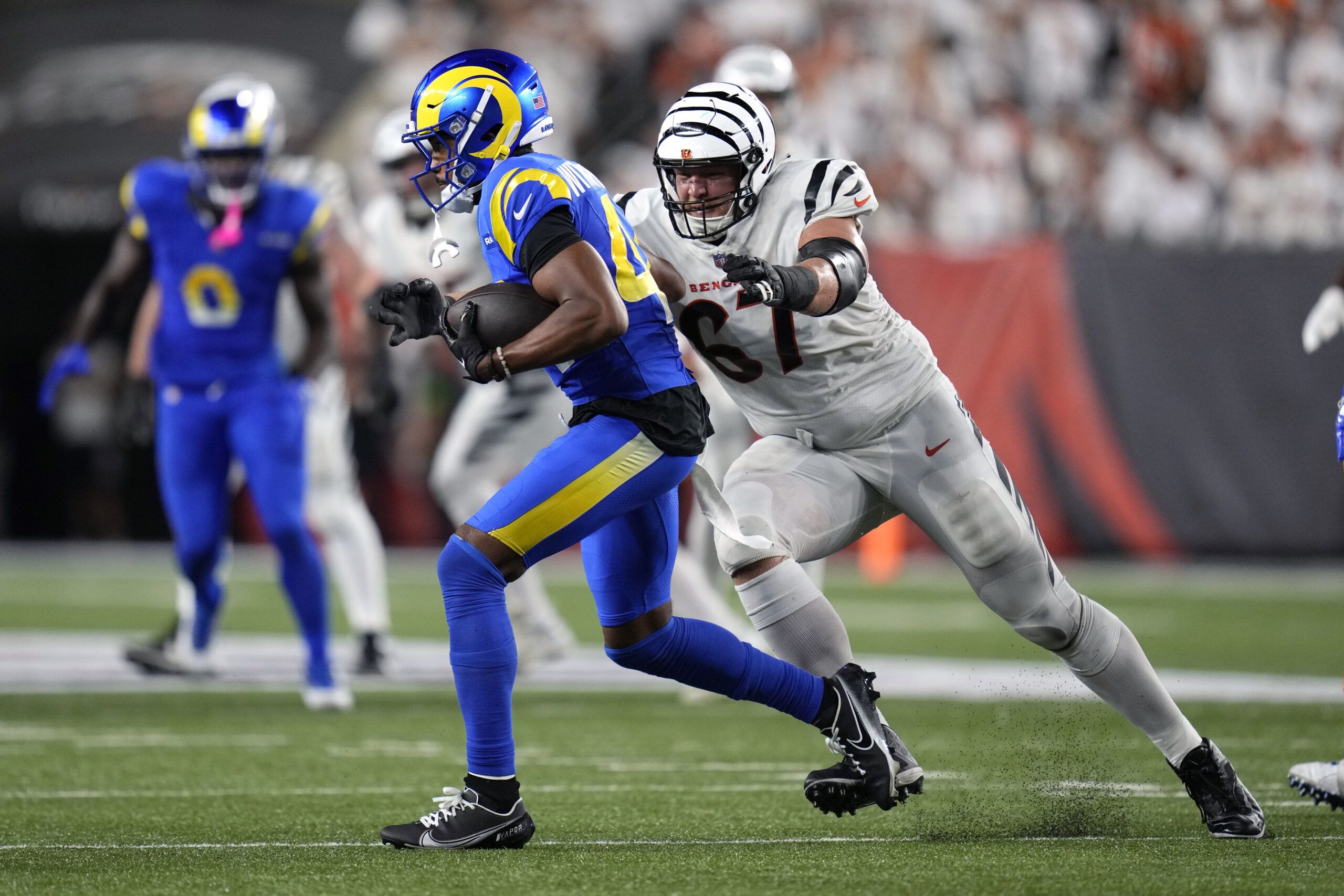 Watch: Ahkello Witherspoon’s one-handed INT is one of…