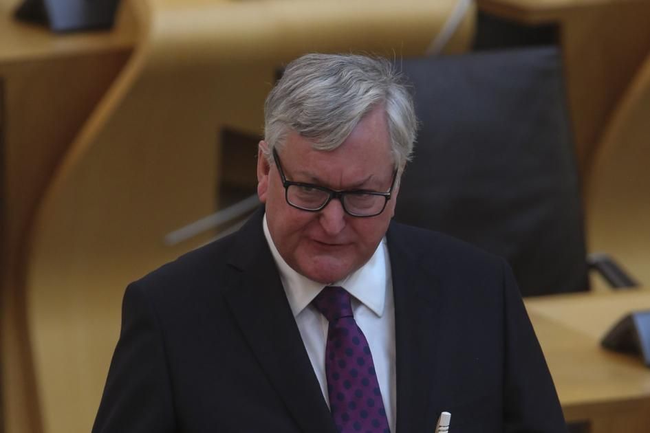 Fergus Ewing suspended from SNP group following…