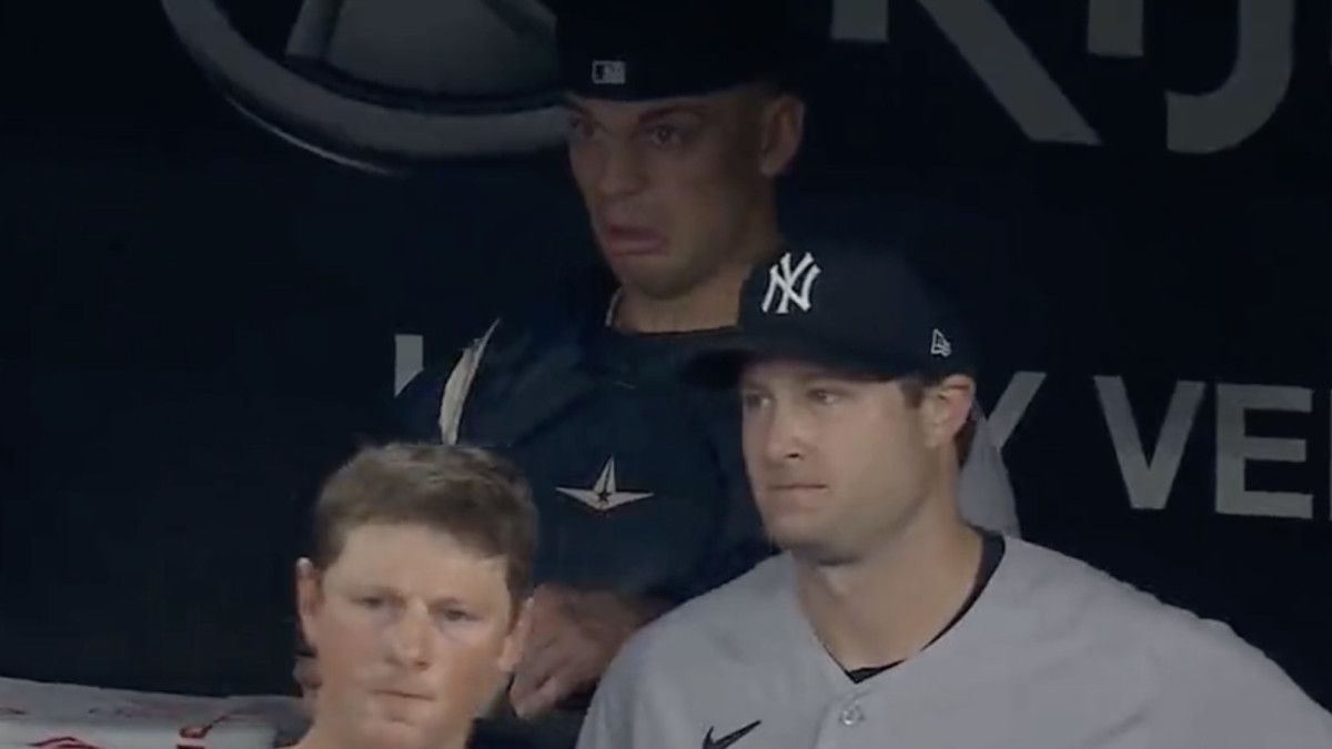 Yankees Catcher Has Hilarious Reaction to Aaron…