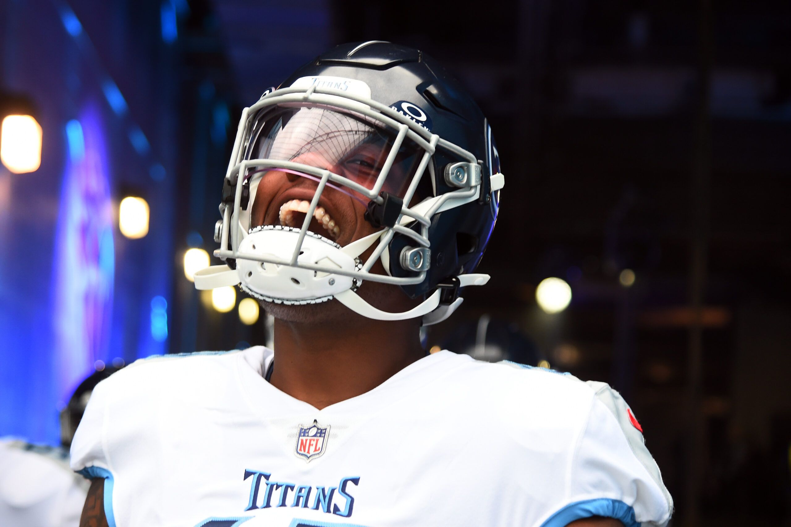 Titans’ Arden Key fined for hit on Browns QB Deshaun…