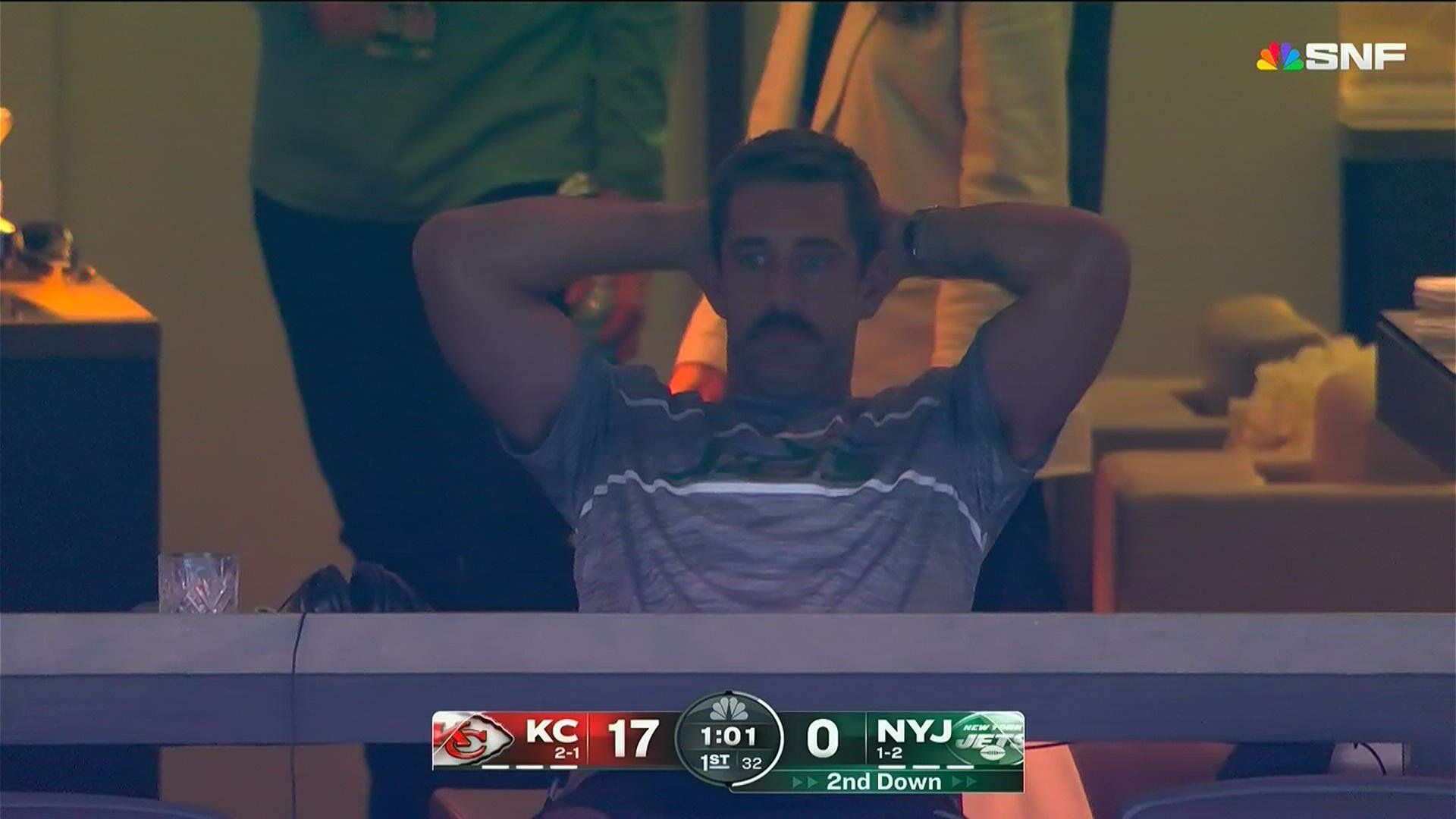 Aaron Rodgers looked so dejected after a failed Zach…