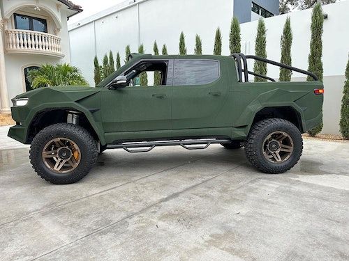 This Modded Rivian R1T EV Looks Like a Real-Life Halo…