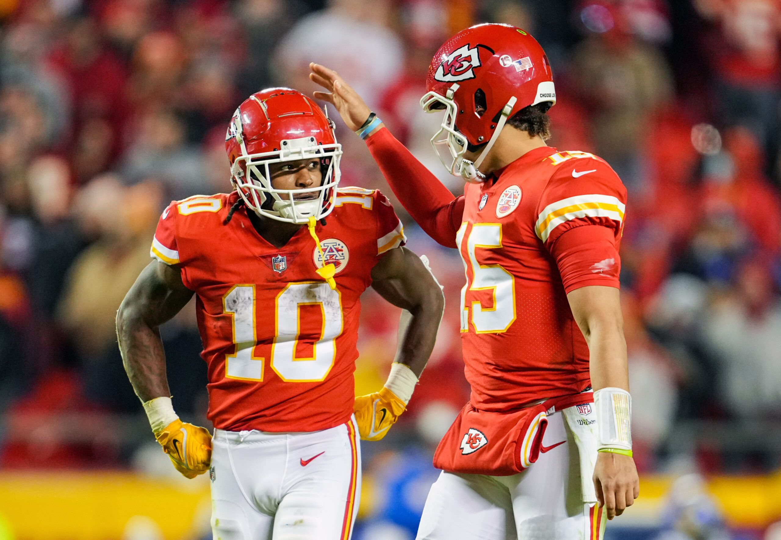 Chiefs QB Patrick Mahomes praises RB Isiah Pacheco’s…