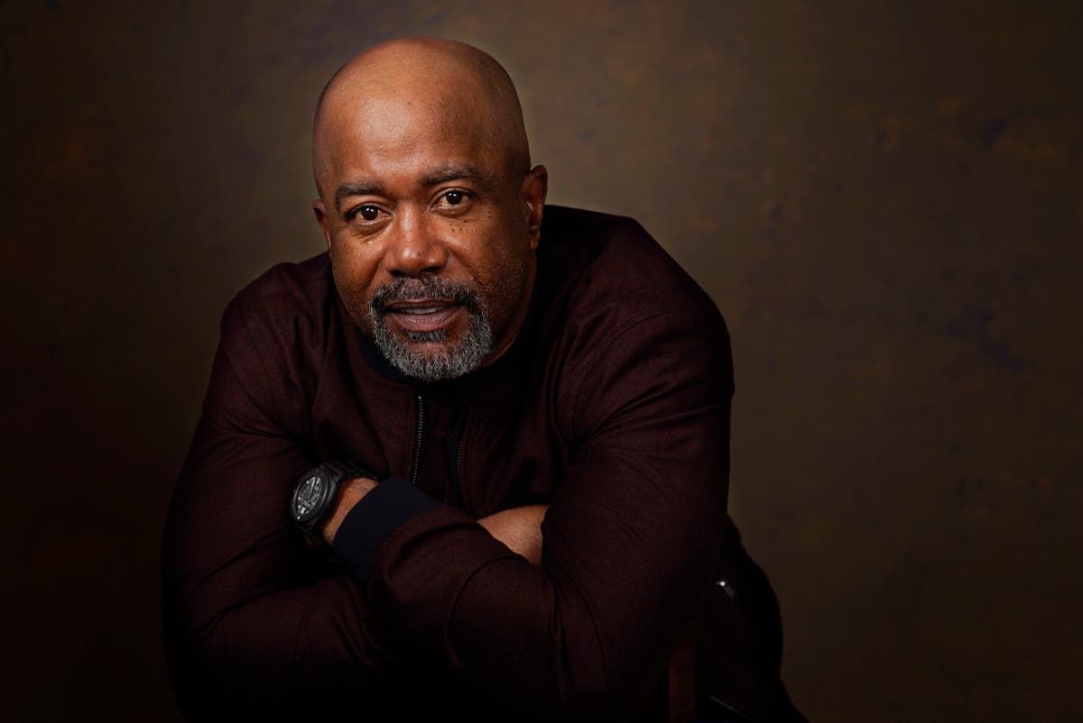 On 'Carolyn’s Boy,' Darius Rucker pays loving tribute…