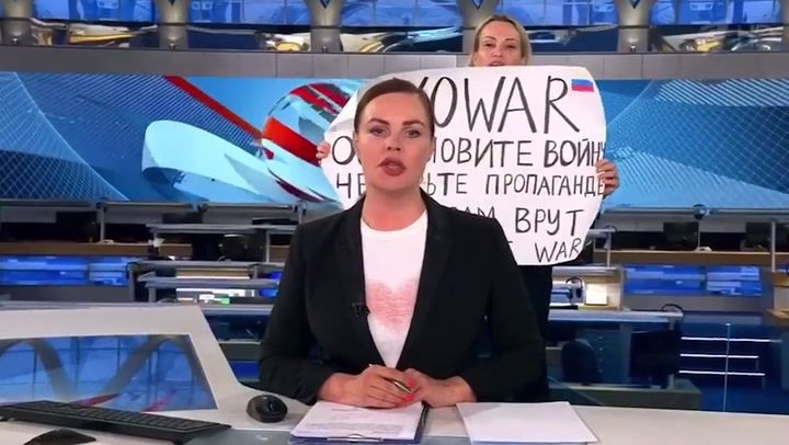 Marina Ovsyannikova: Russian journalist who protested…