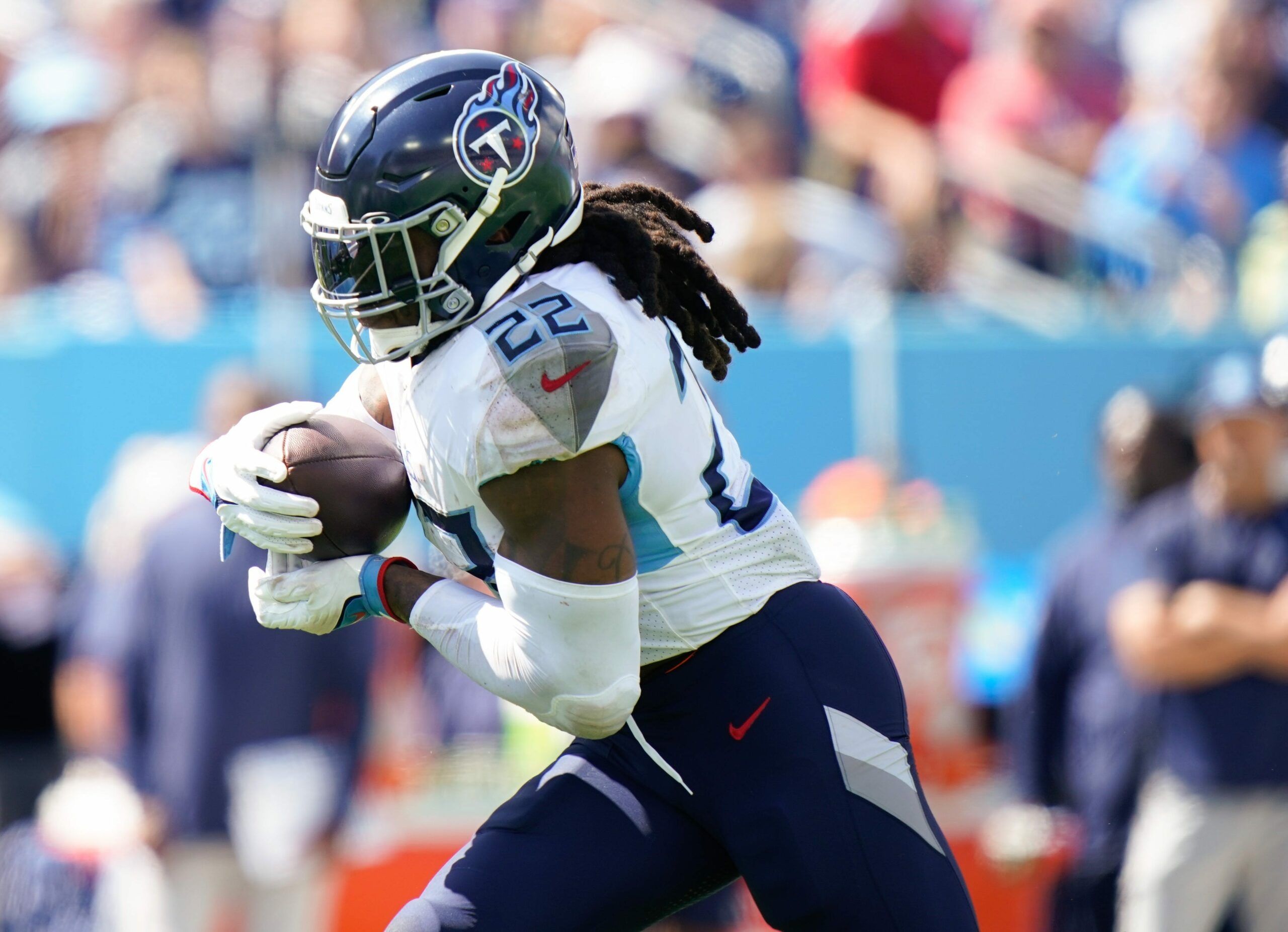 Watch: Titans’ Derrick Henry featured in State Farm…
