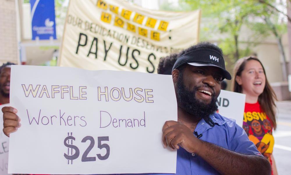 ‘I don’t think it’s too much’: Waffle House workers…