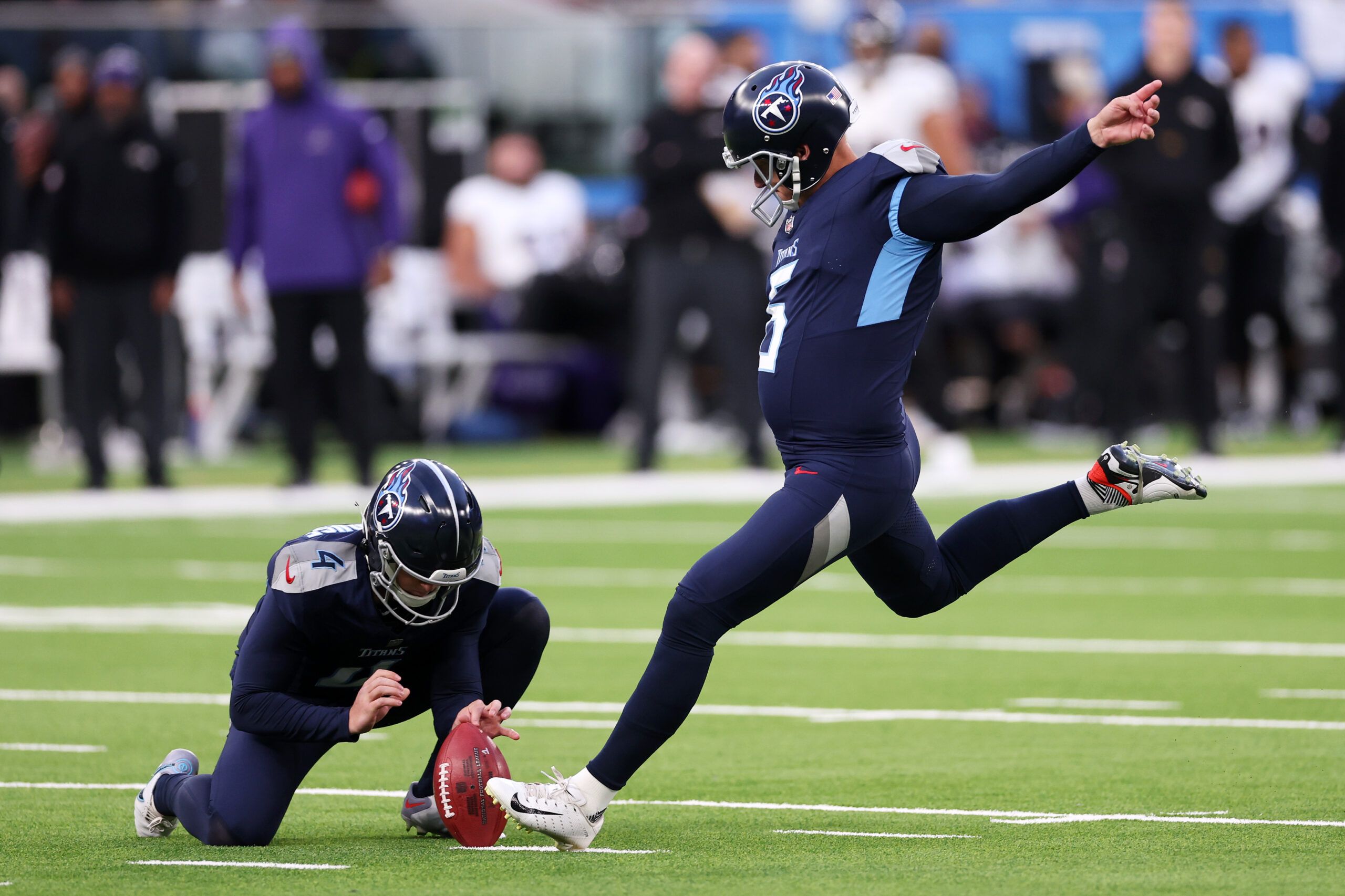 Titans’ Nick Folk ties NFL record after 3 Week 6 field…