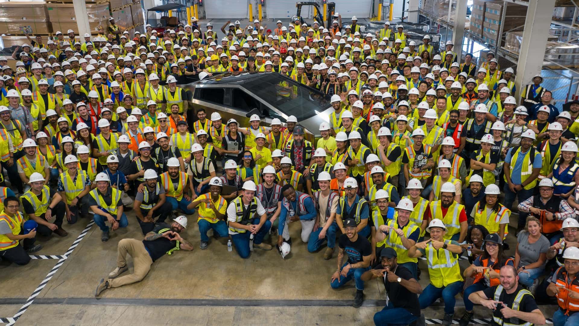 Tesla Workers Are Union "Members Of The Future," UAW…