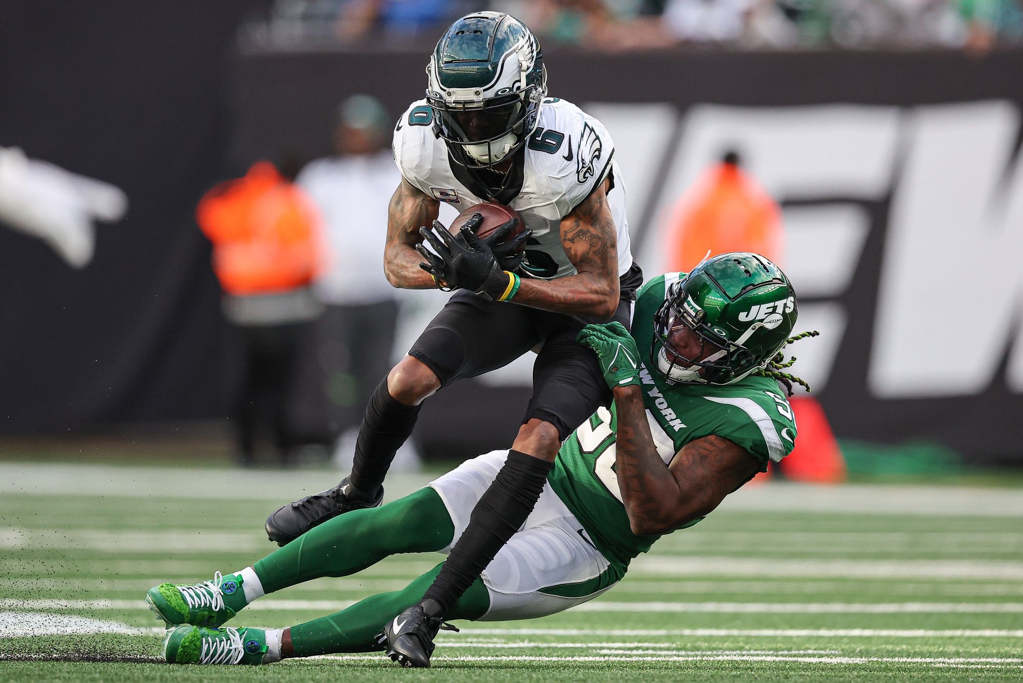 Eagles-Dolphins injury report: Lane Johnson, DeVonta…