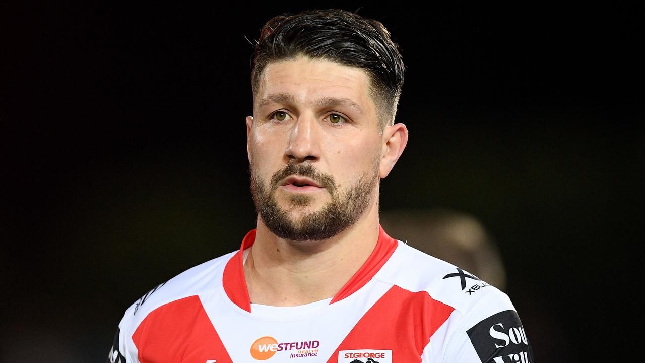 Premiership-winning five-eighth Widdop retires