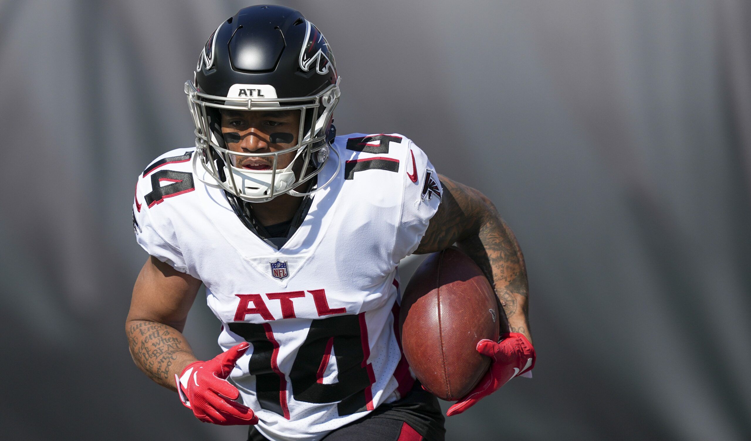 Falcons sign WR Damiere Byrd to practice squad