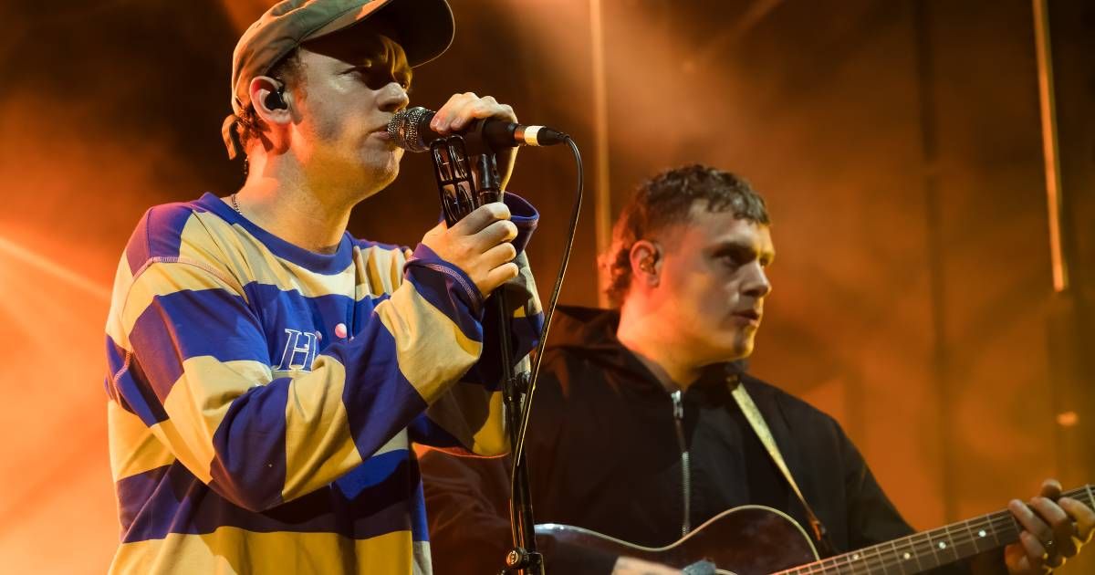 DMA's make uni crowd believe with triumphant debut