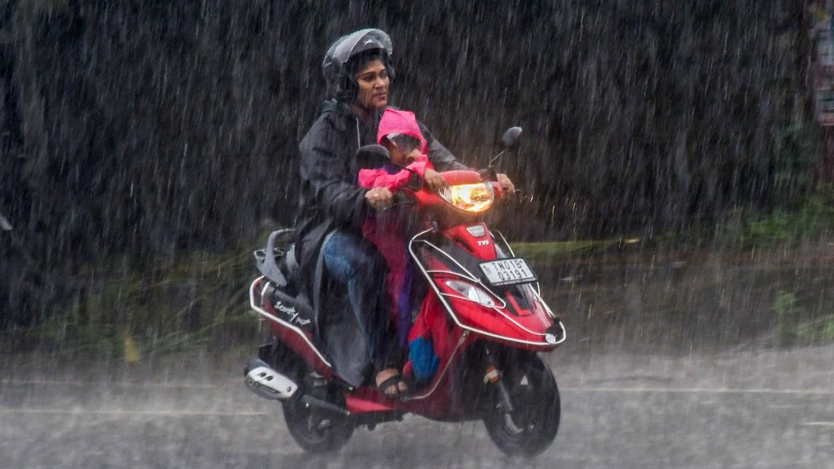 IMD announces arrival of NE monsoon over T.N. and…