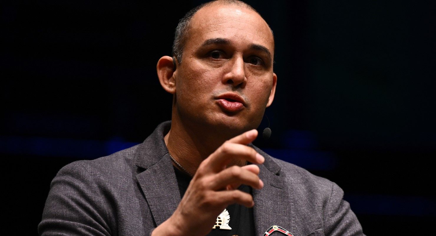 Thomas Mayo’s broken Voice — and heart