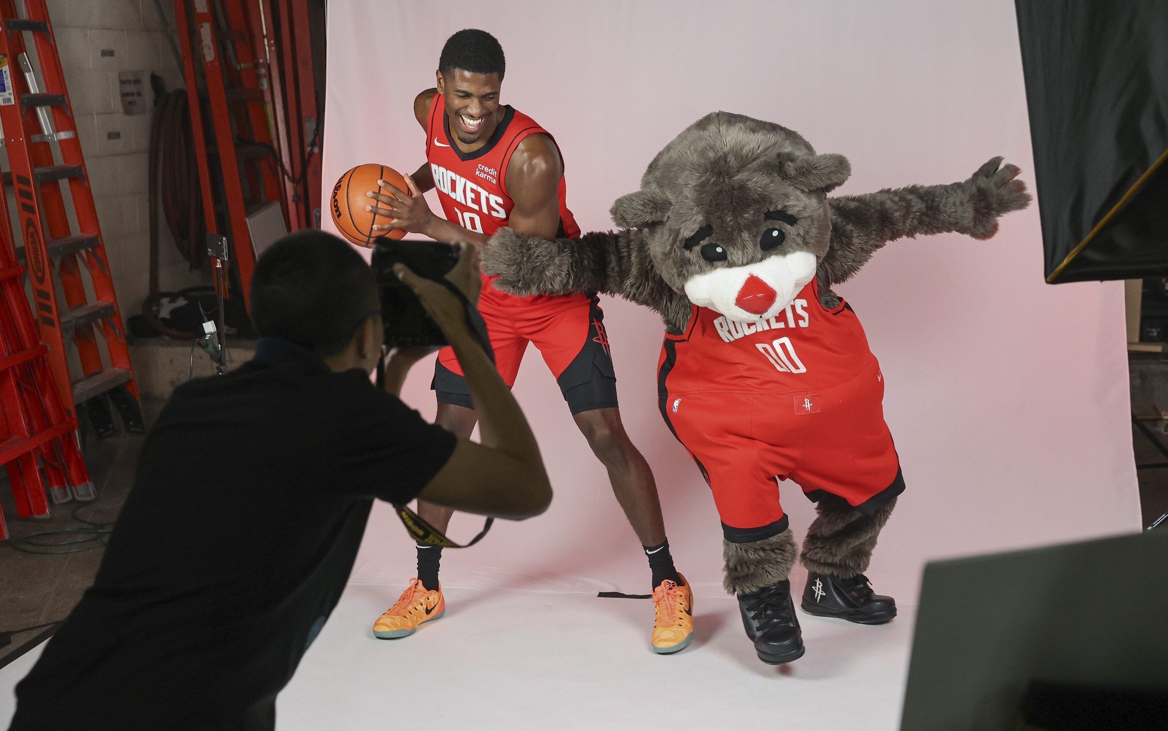 Two-way changes: Rockets add Nate Williams, Nate…