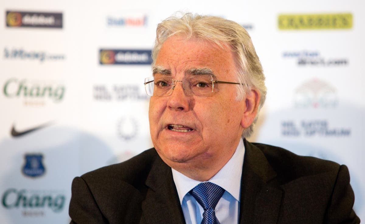Bill Kenwright death: Everton chairman and West End…