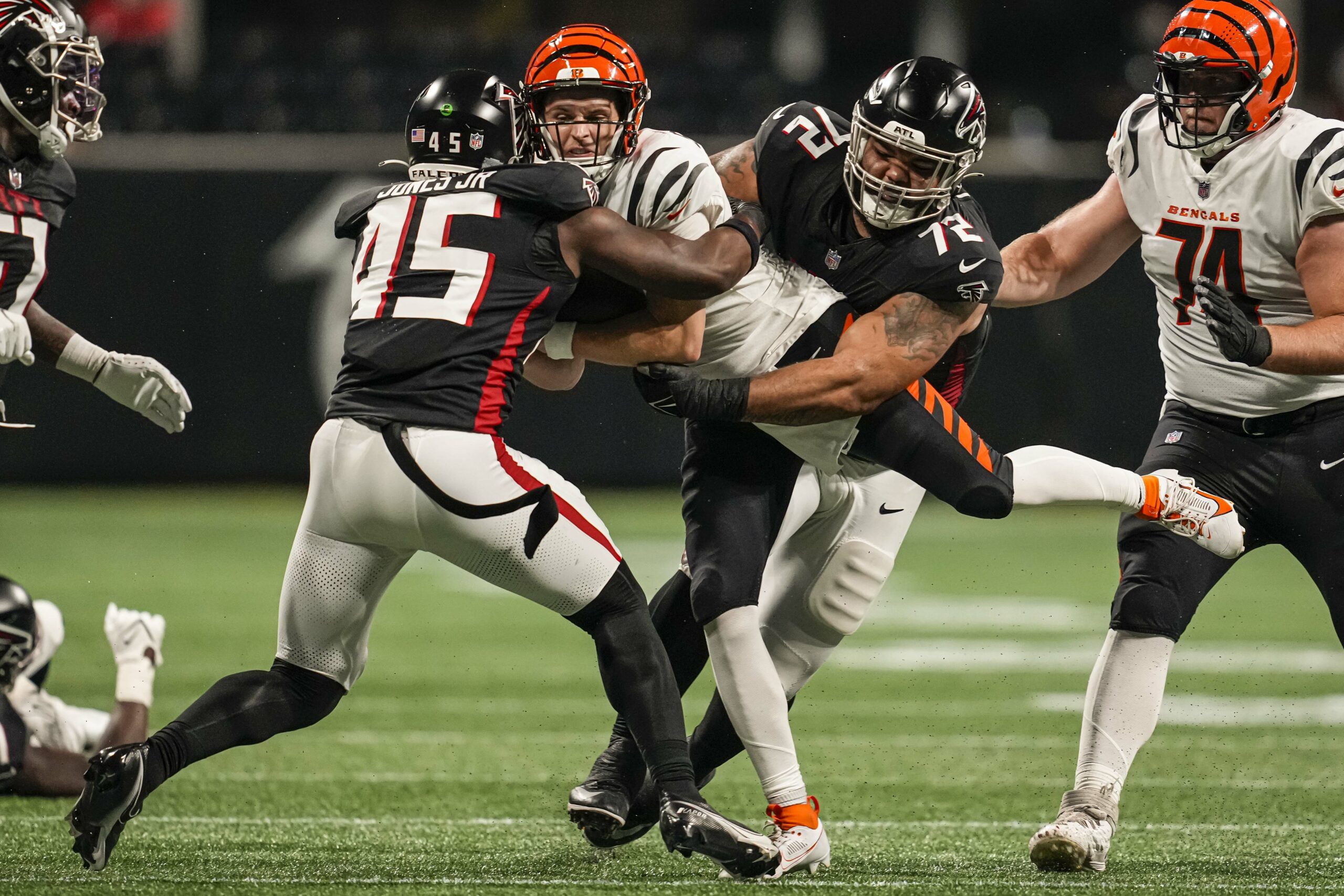 Falcons sign DL LaCale London, release Eli Ankou