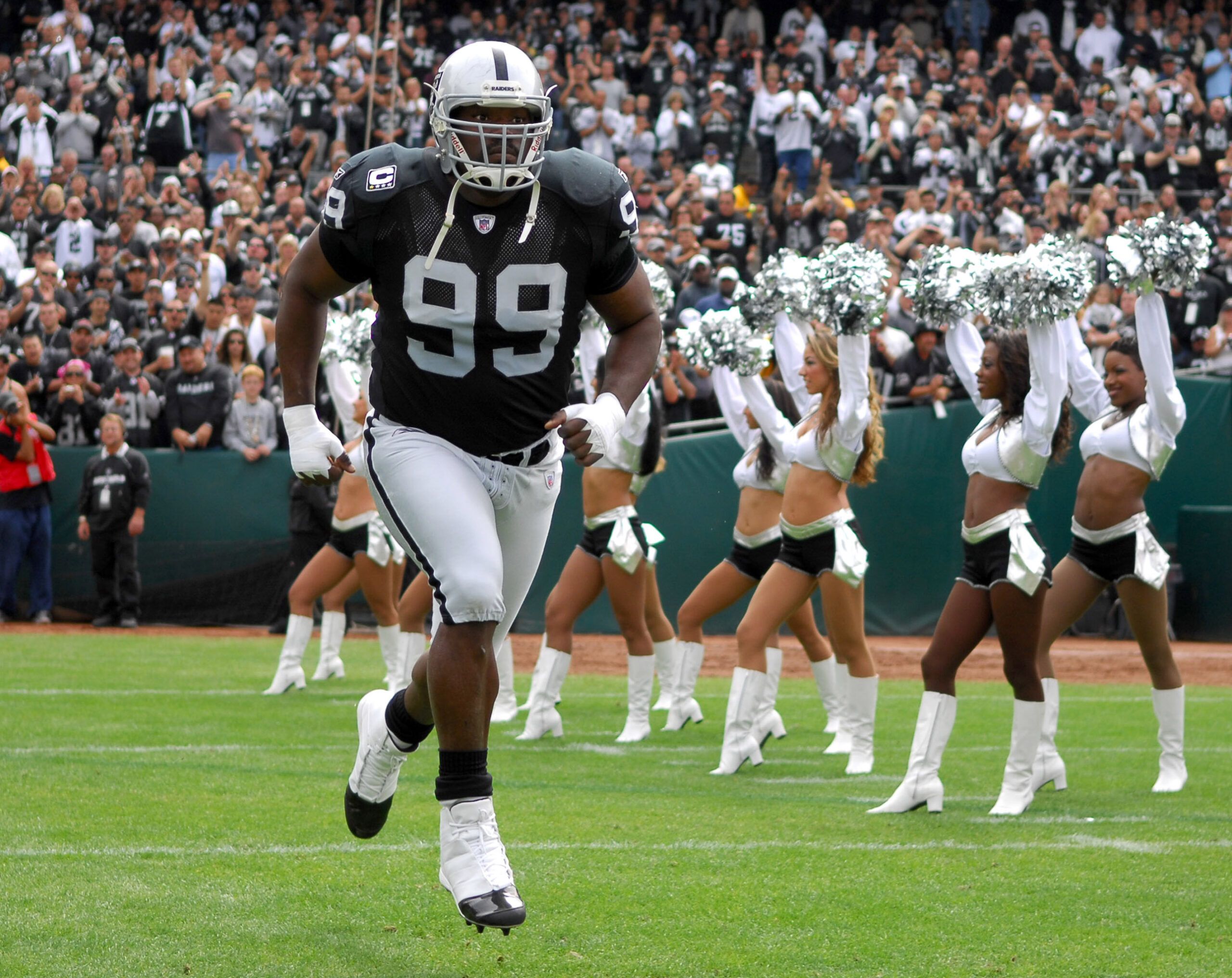 Warren Sapp says Josh McDaniels is the ‘wrong’ coach…