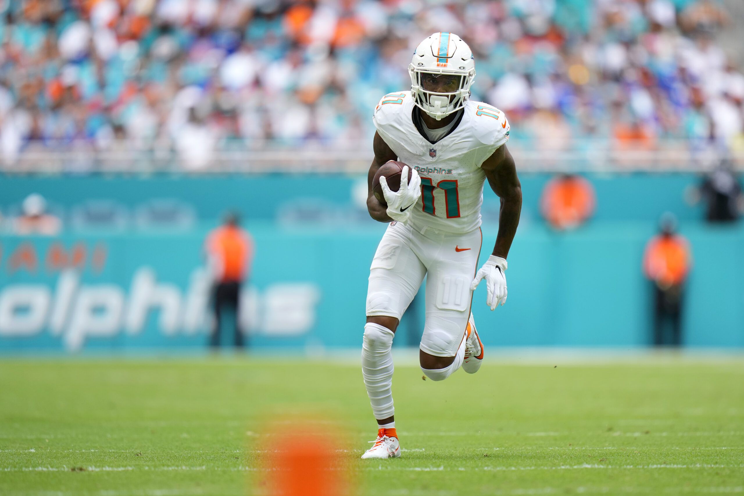 WATCH: Dolphins’ Cedrick Wilson scores his first TD of…