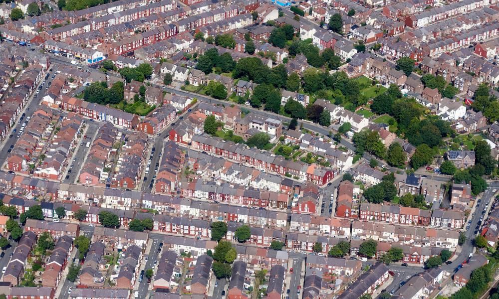 UK mortgage approvals slump before interest rates…