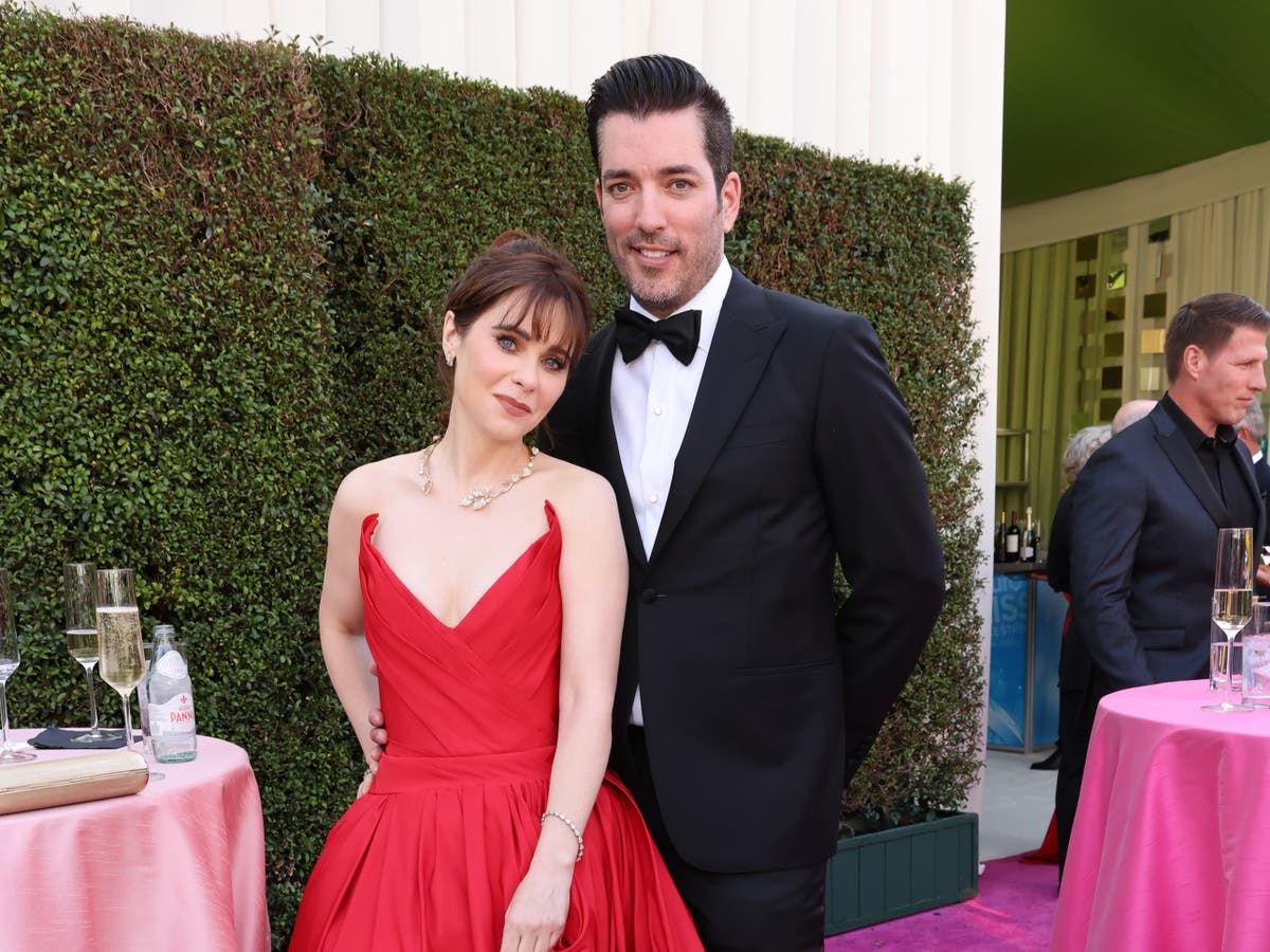 Jonathan Scott reveals detail about wedding with Zooey…