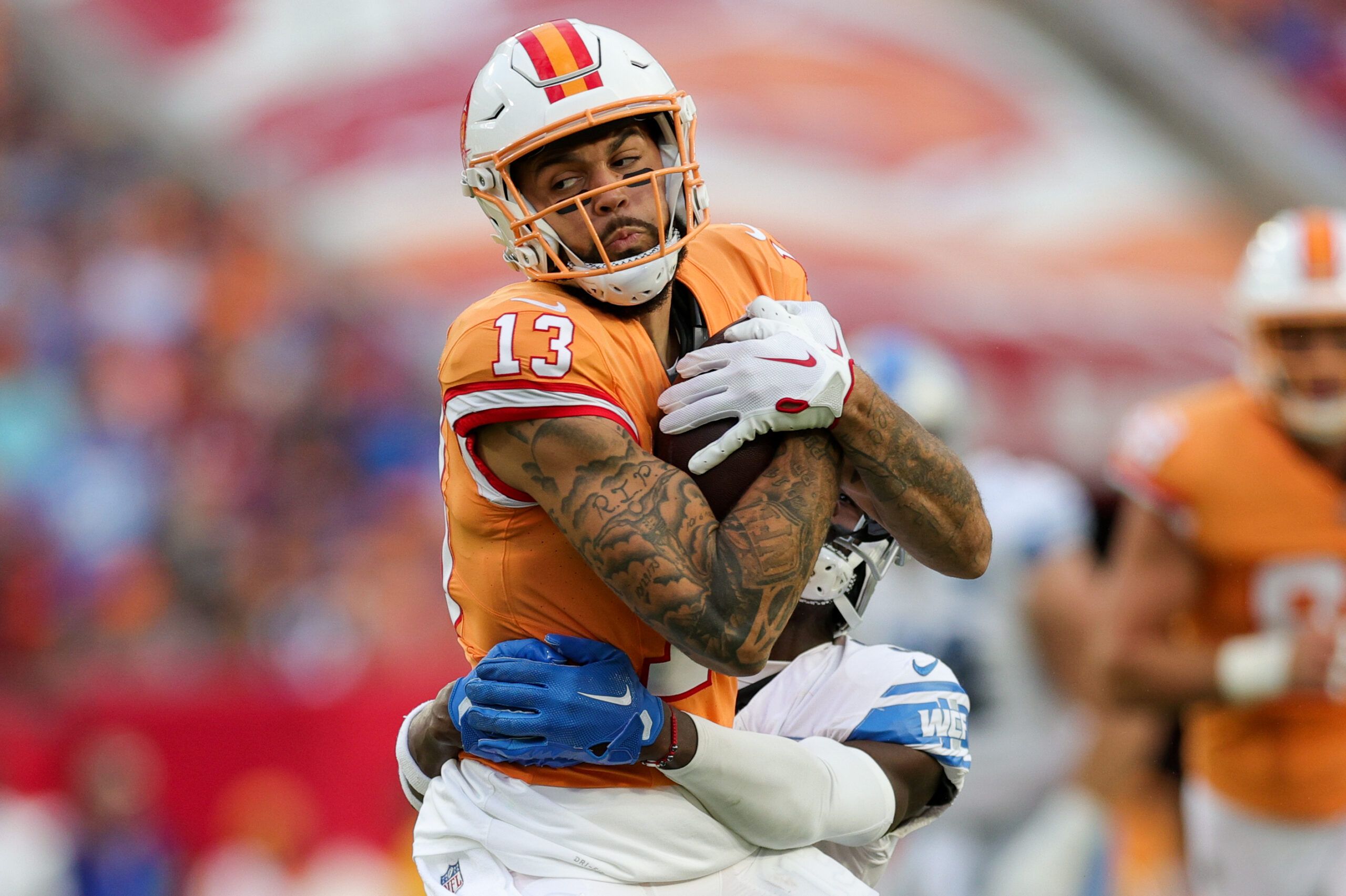 Texans DC Matt Burke notes challenge of defending Bucs…