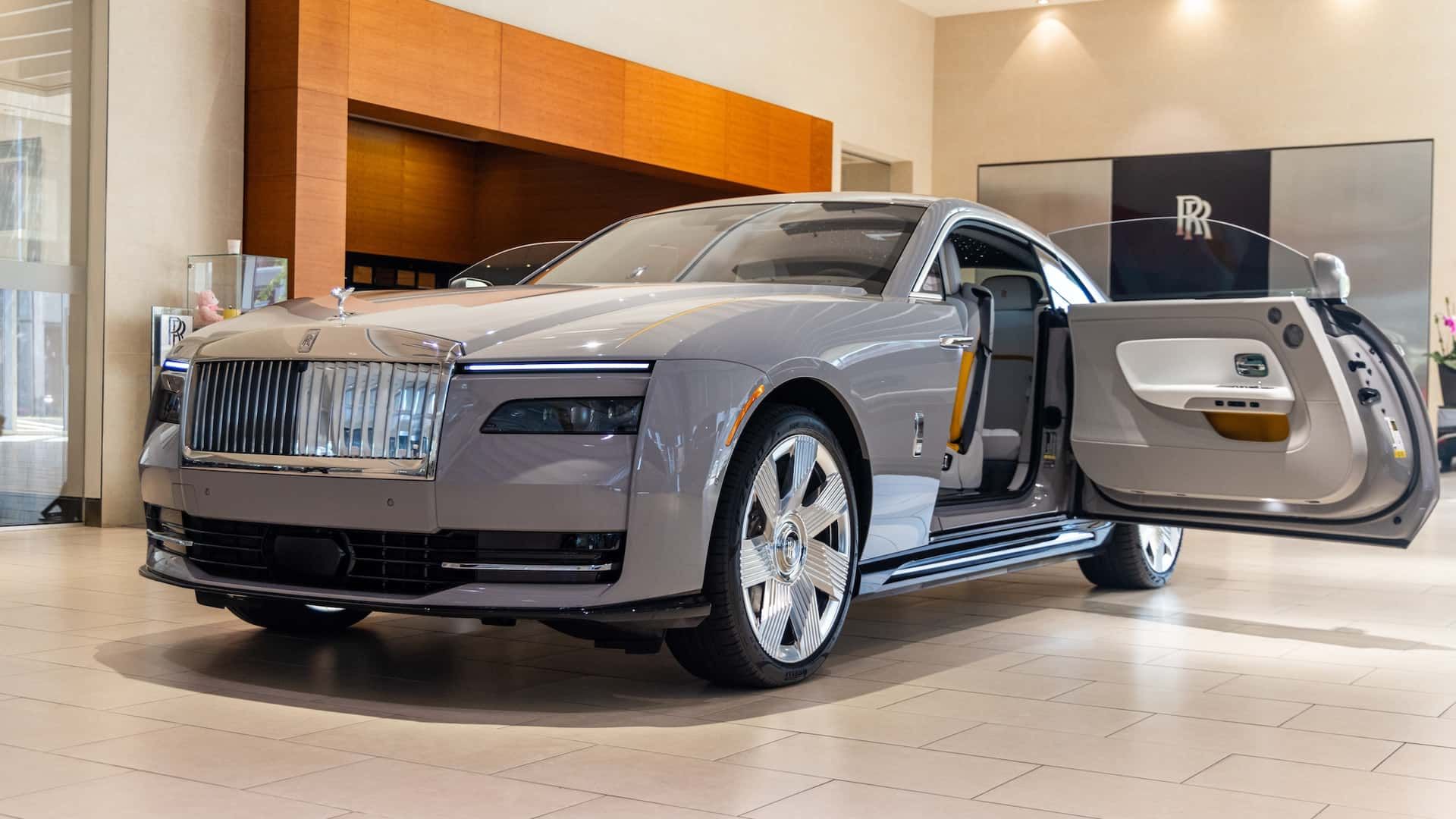 To Get The First US Rolls-Royce Spectre, Michael Fux…