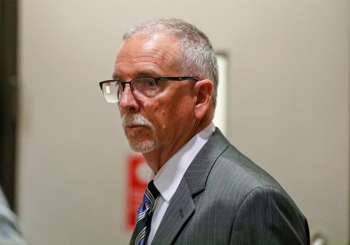 Judge says ex-UCLA gynecologist can be retried on…