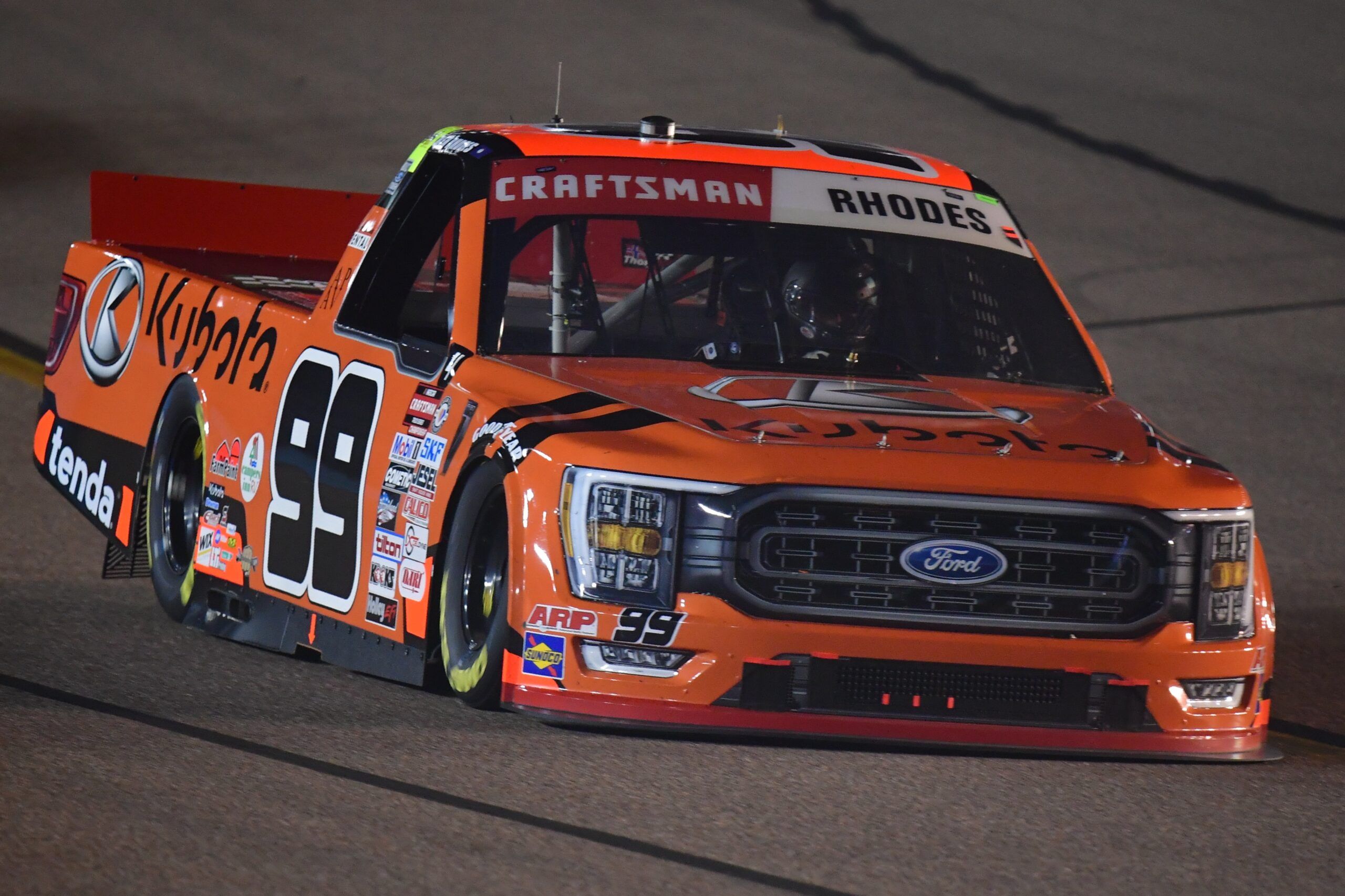 NASCAR drivers react to wild, controversial finish in…