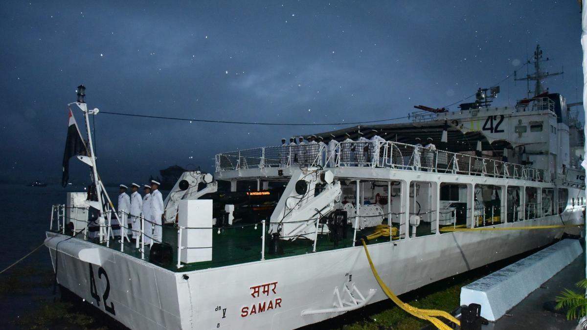 Indigenously built Coast Guard ship Samar…