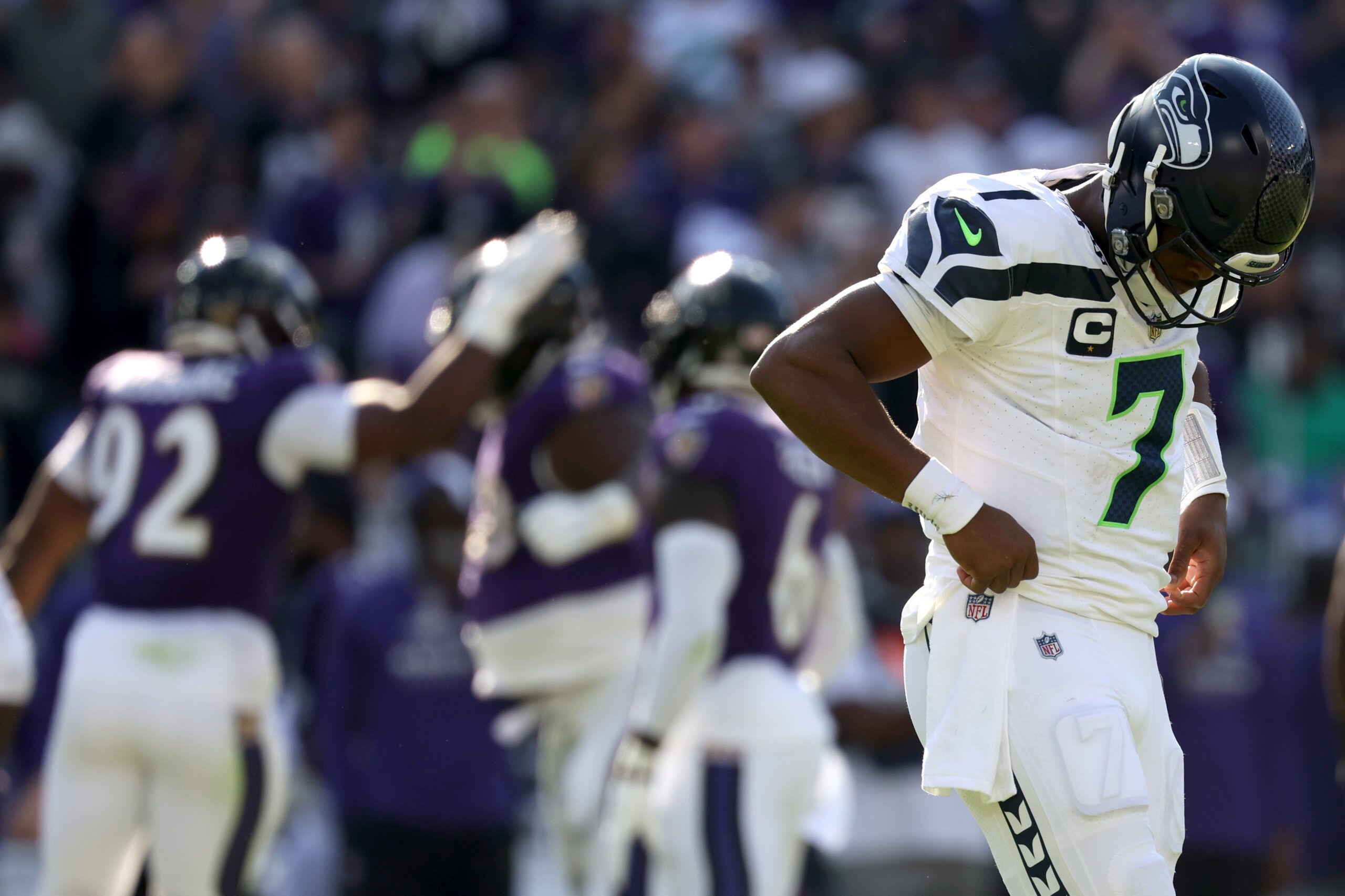 Geno Smith throws 7th interception of the season to…