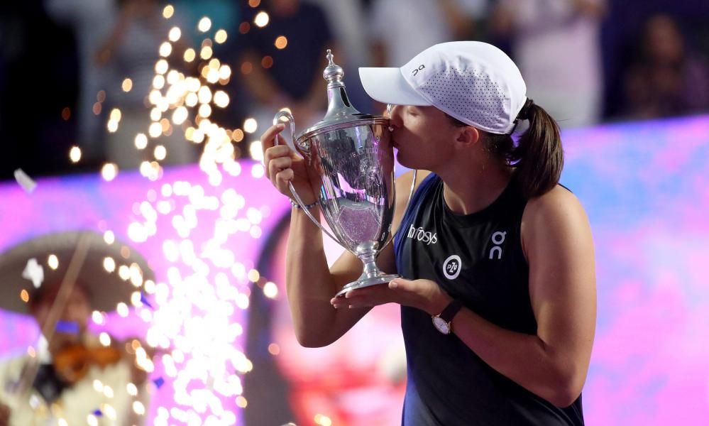 Iga Swiatek back on top of world after WTA Finals…