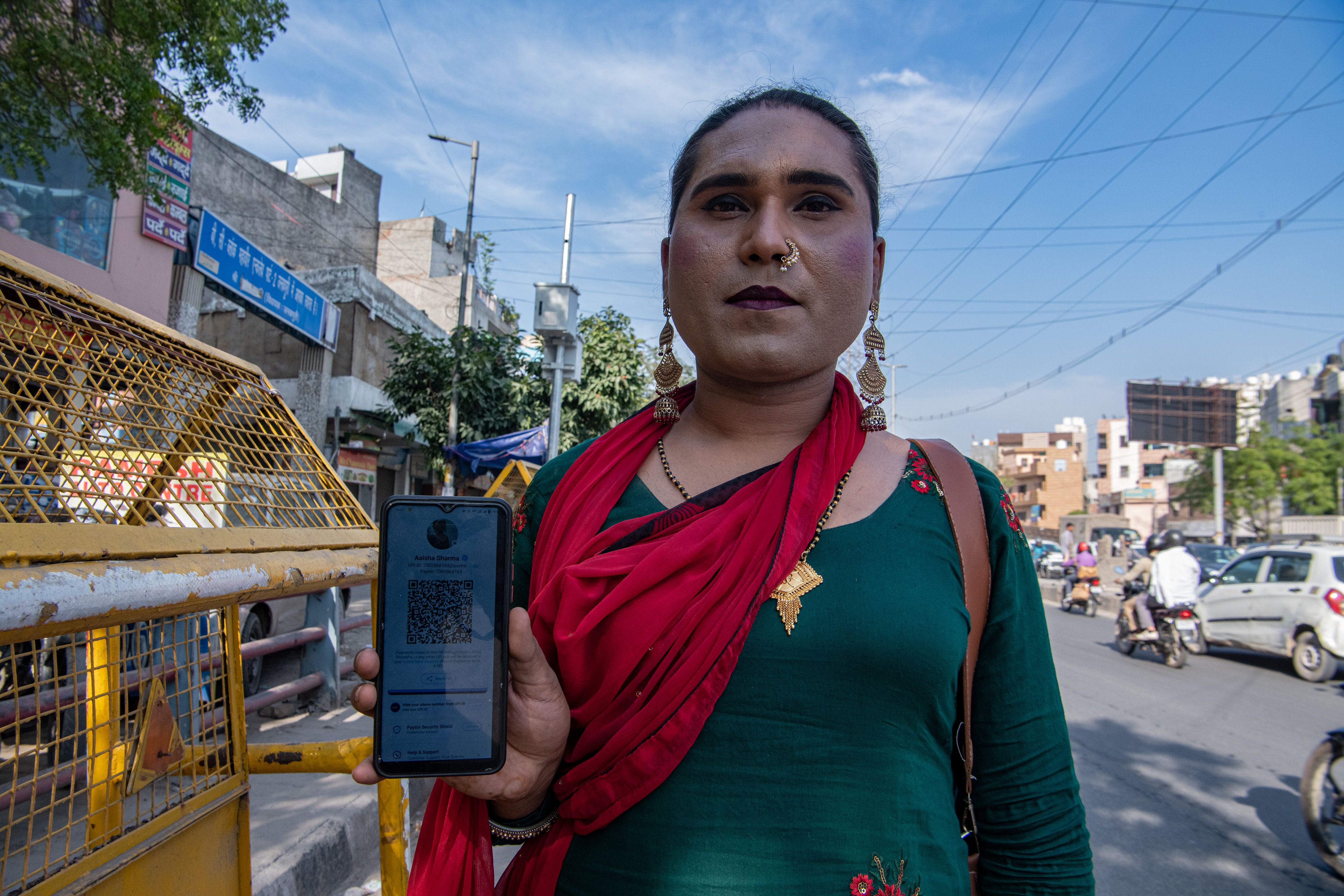In India, transgender beggars use digital apps to…