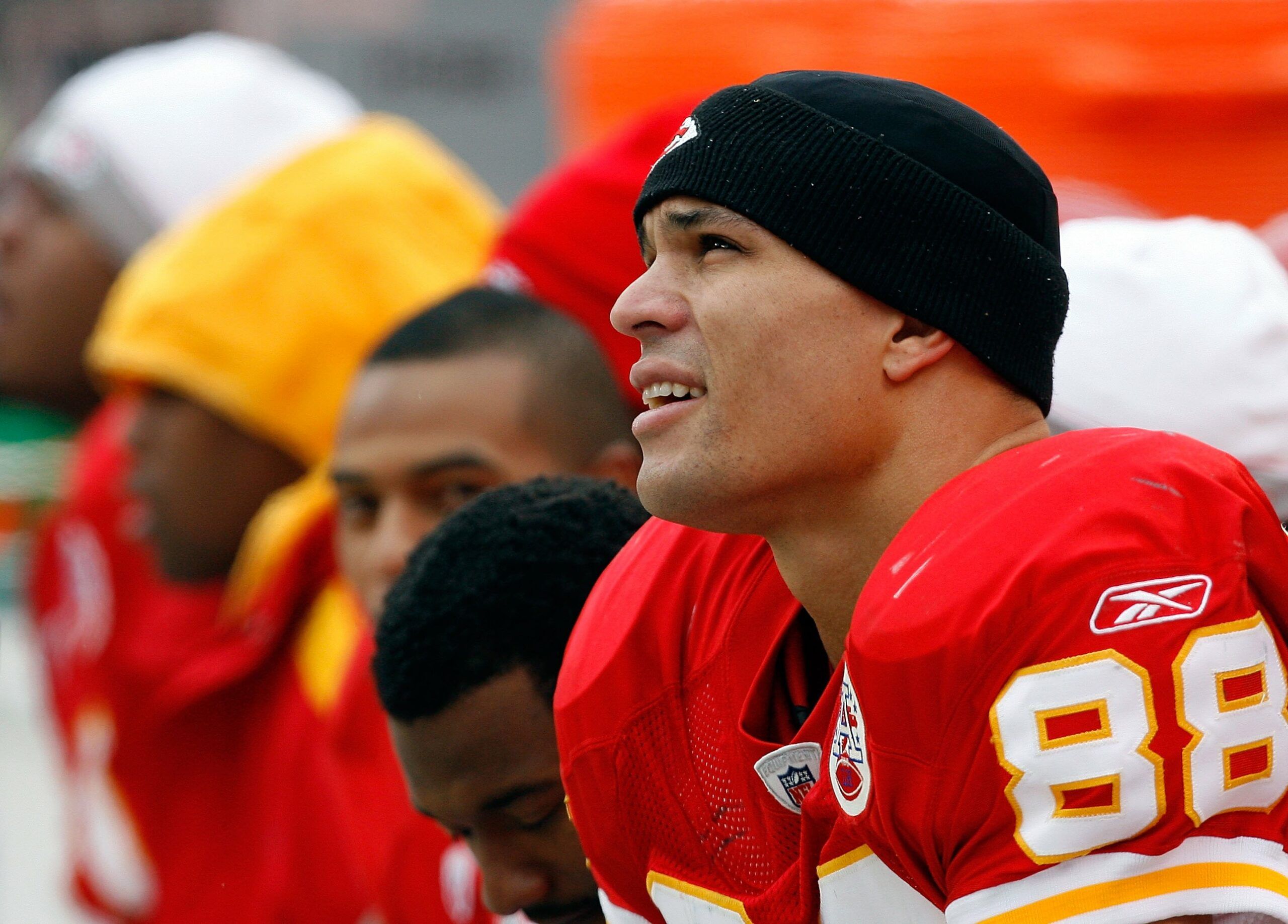 Chiefs TE Travis Kelce praises Tony Gonzalez after…