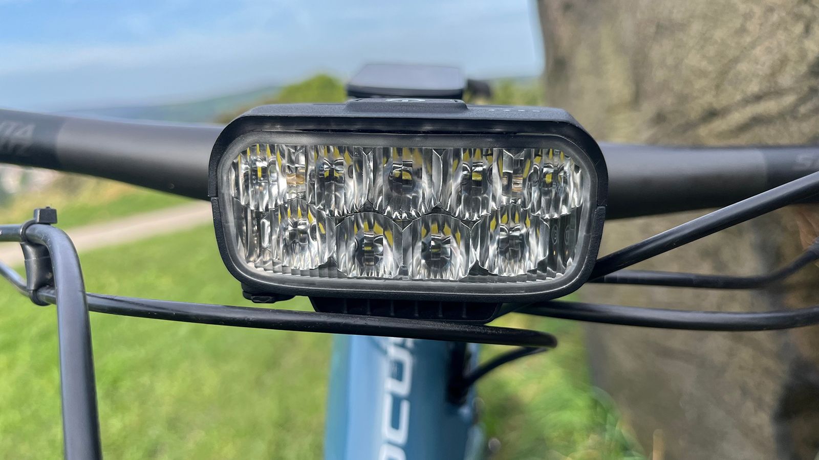 Outbound Lighting Trail Evo handlebar light review