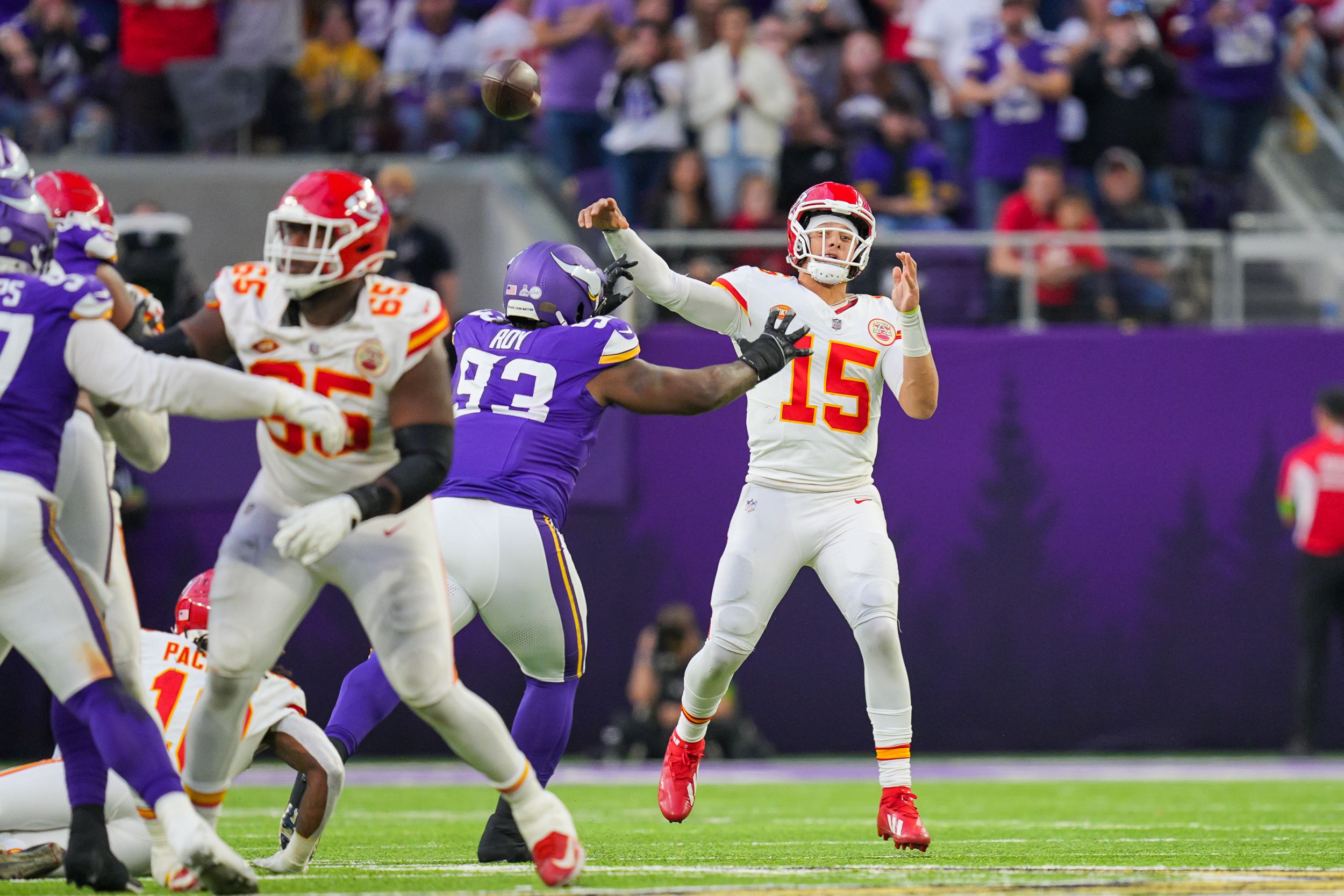 PFF grades for every player on Chiefs offense at…