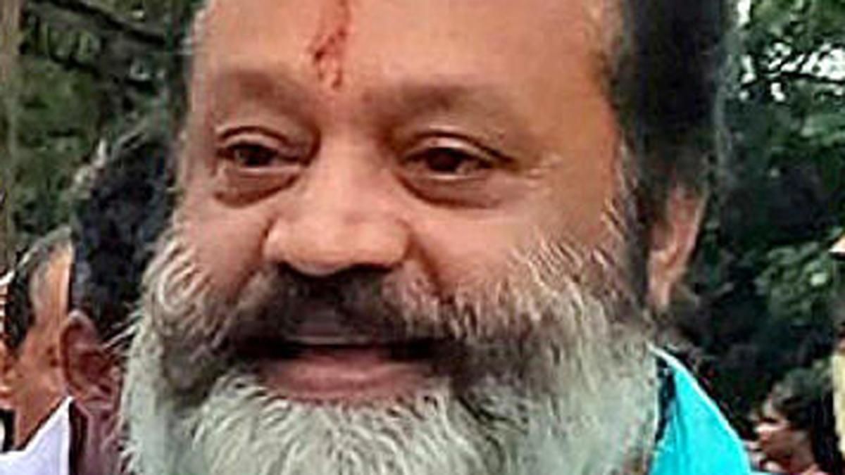 Complaint of woman journalist | Suresh Gopi to appear…