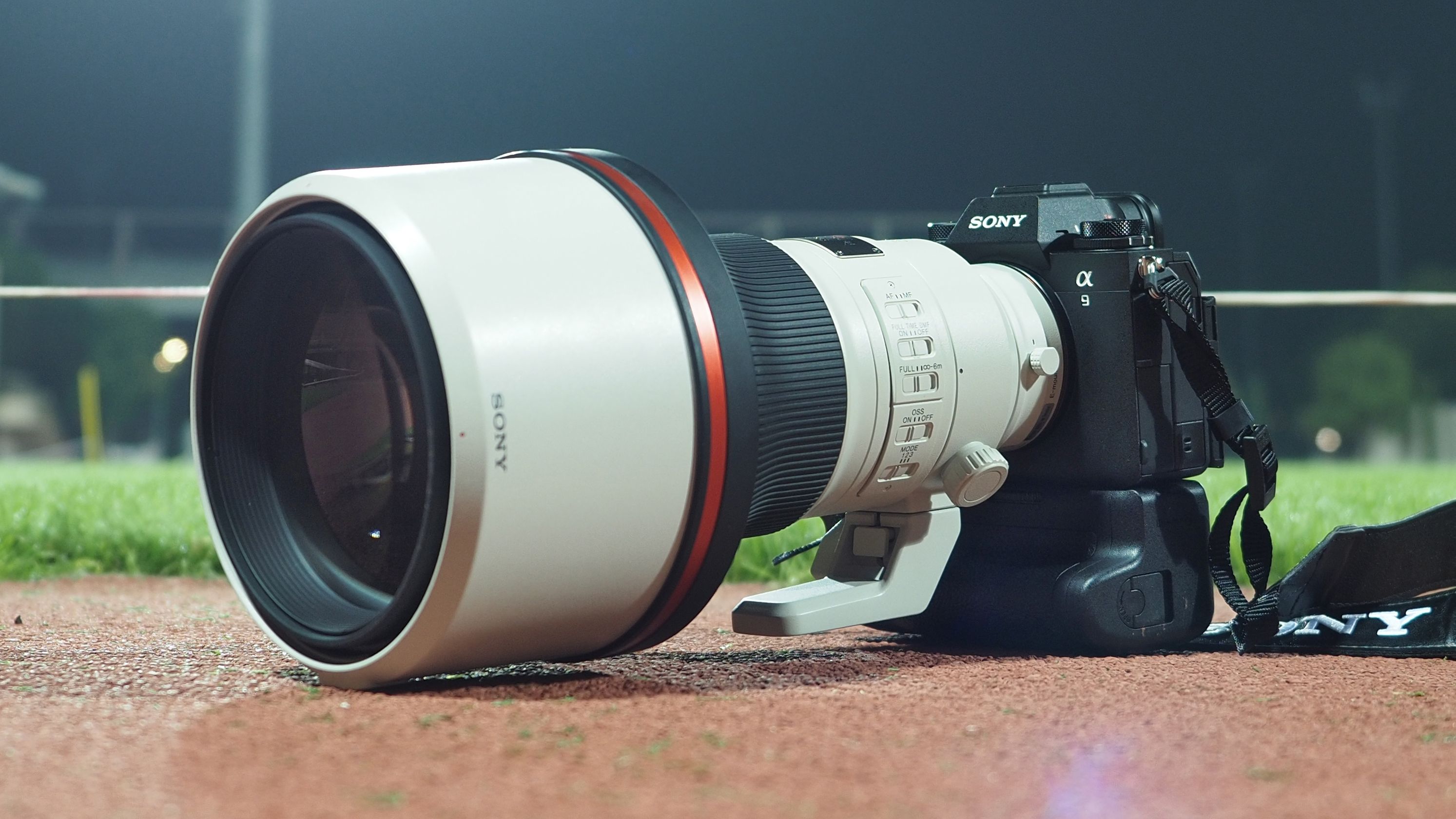 Sony FE 300mm f/2.8 GM OSS review: lightweight form,…
