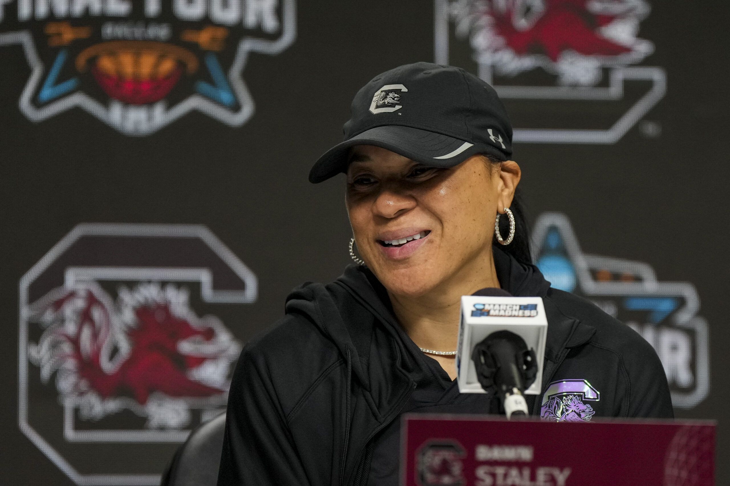 Why Dawn Staley landing No. 2 recruit Joyce Edwards at…