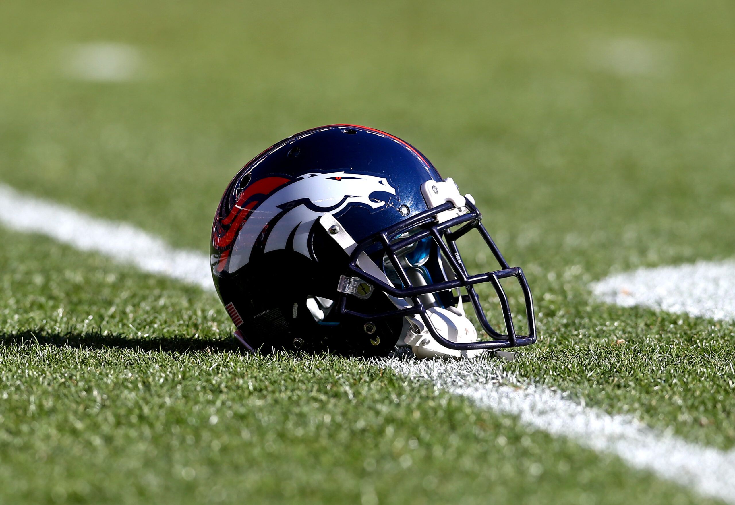 Ken Adamson, member of Broncos’ inaugural team, dies…