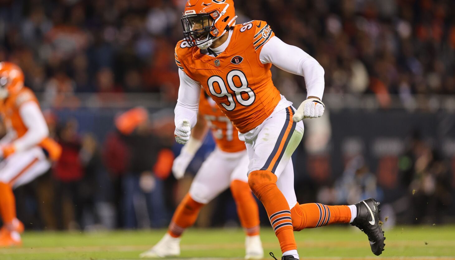 New DE Montez Sweat gives Bears’ pass rush instant…