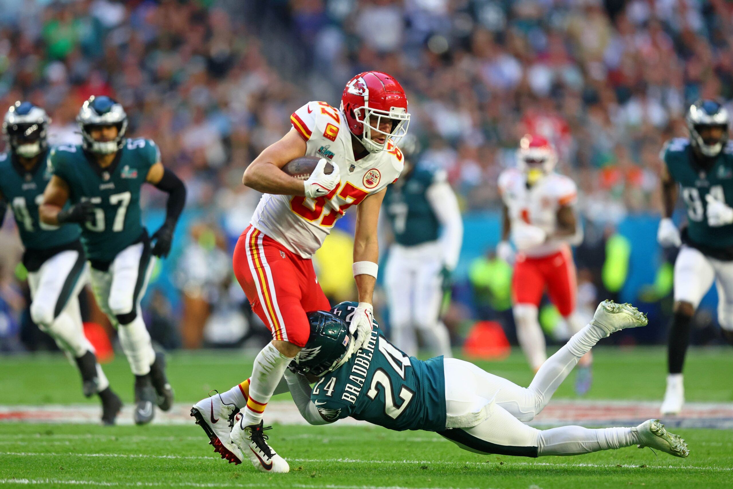 Eagles safety Kevin Byard details why Chiefs’ TE…