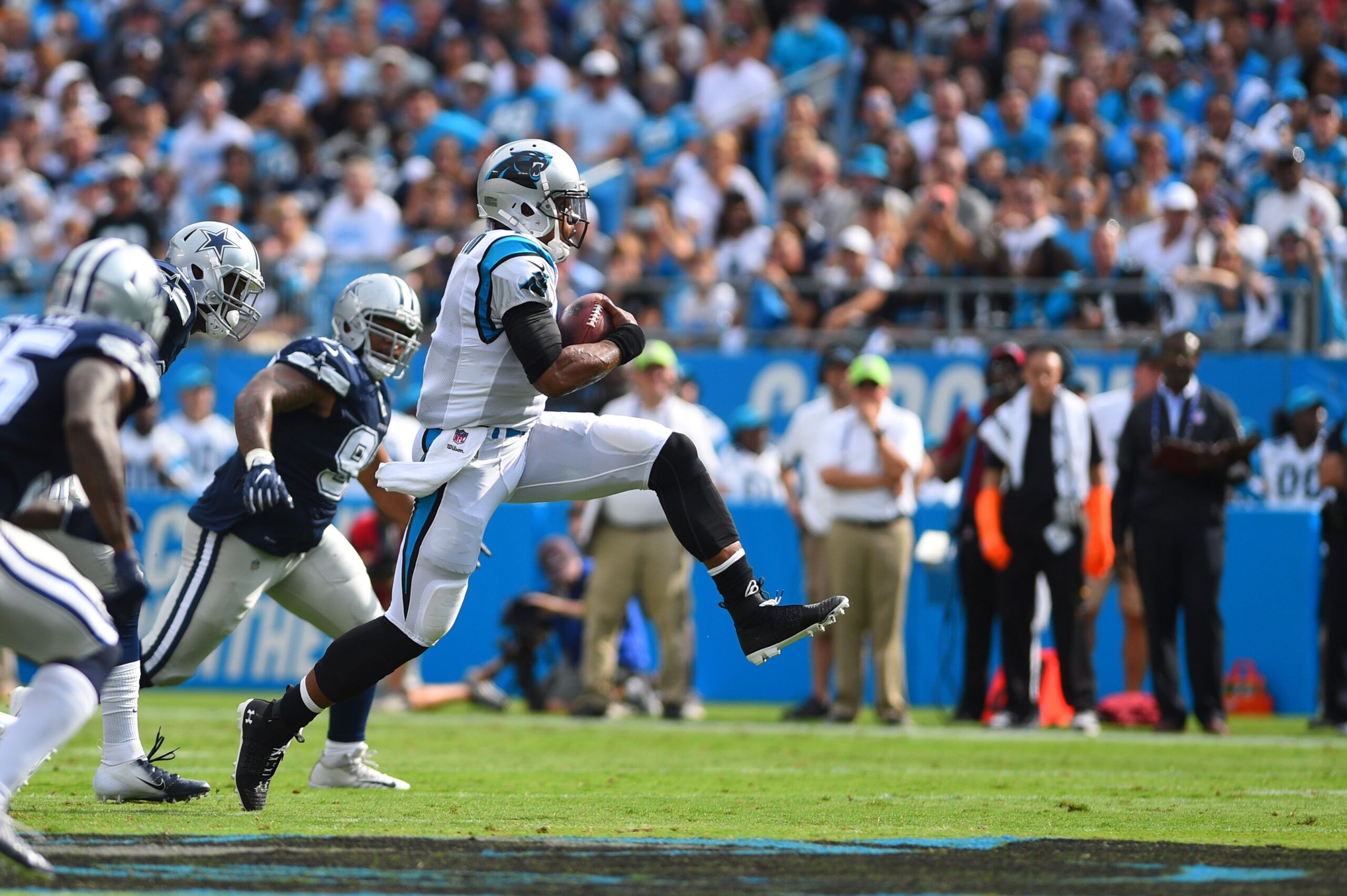 Best all-time photos of Panthers vs. Cowboys