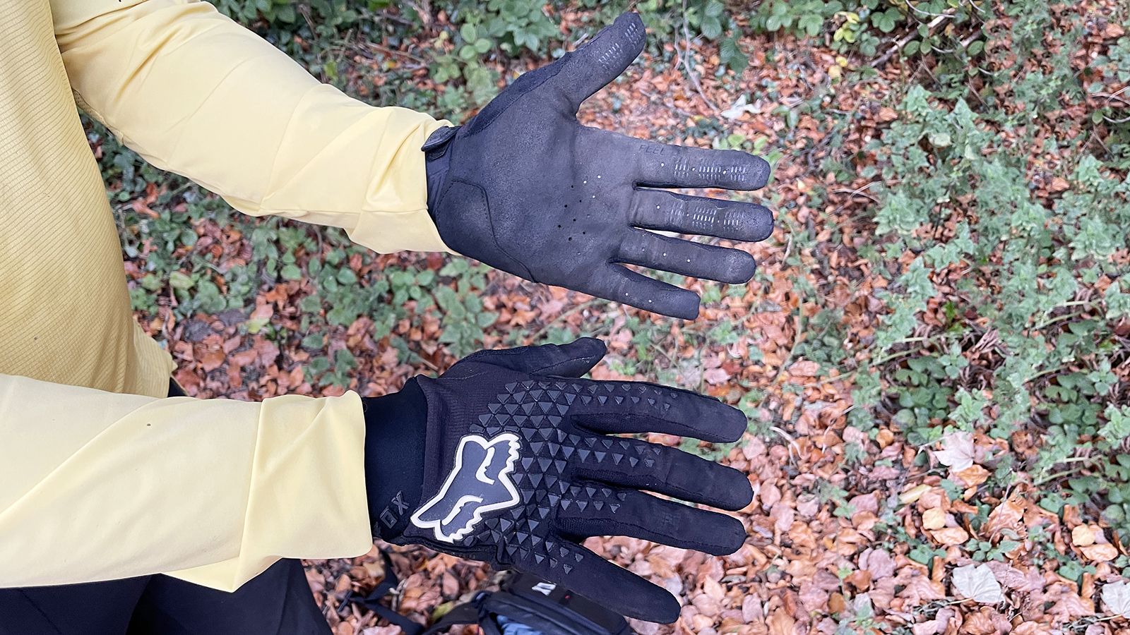 Fox Defend Gloves review – do-it-all, three-season…