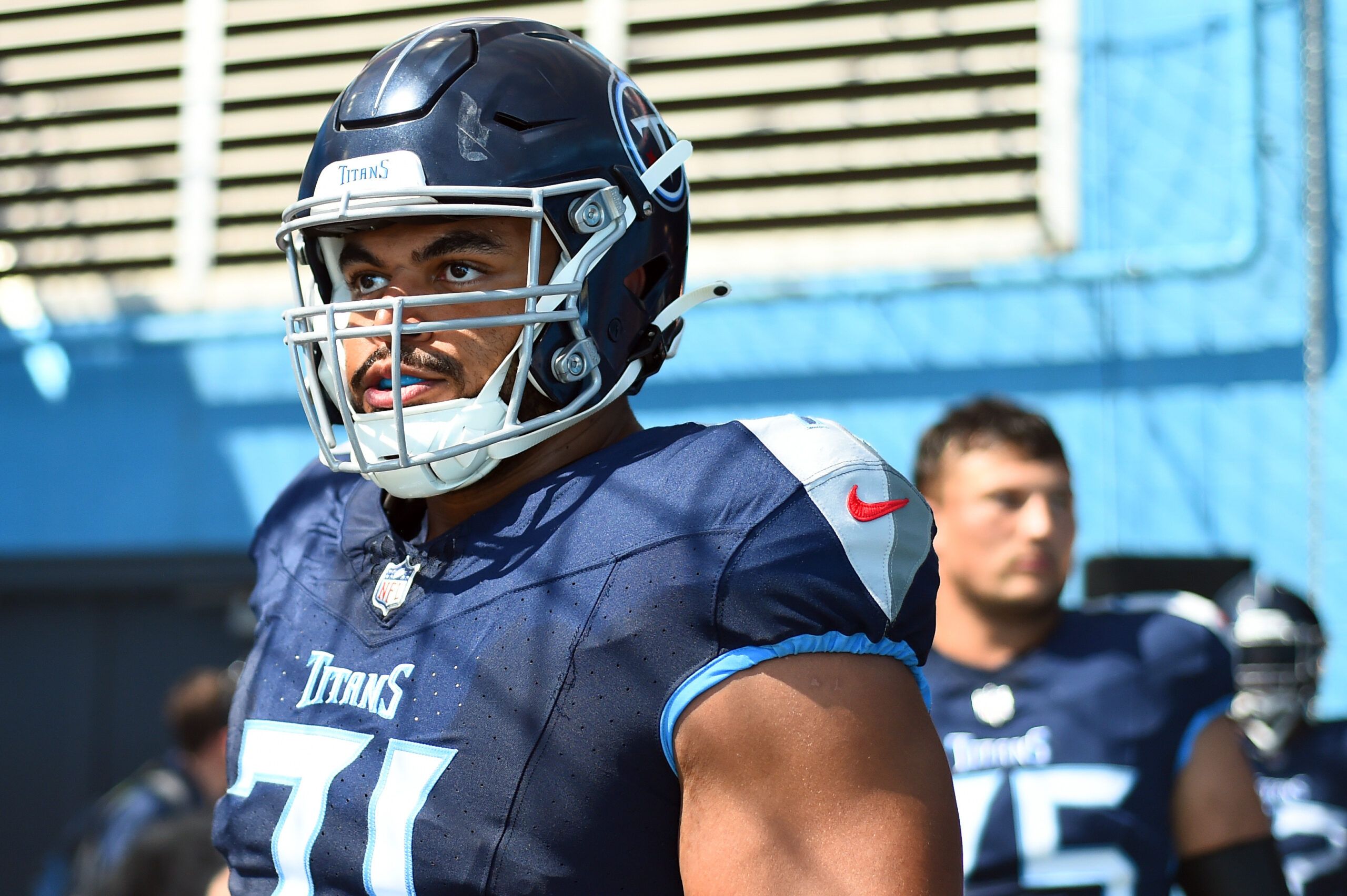 Titans moving Dillon Radunz to RT, considering Andre…